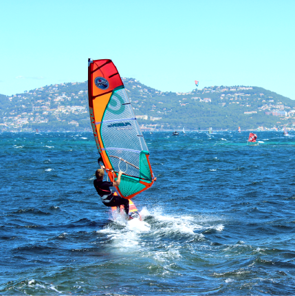 Windsurf, Windsurfing, Catamaran | Hyères sailing school 83400